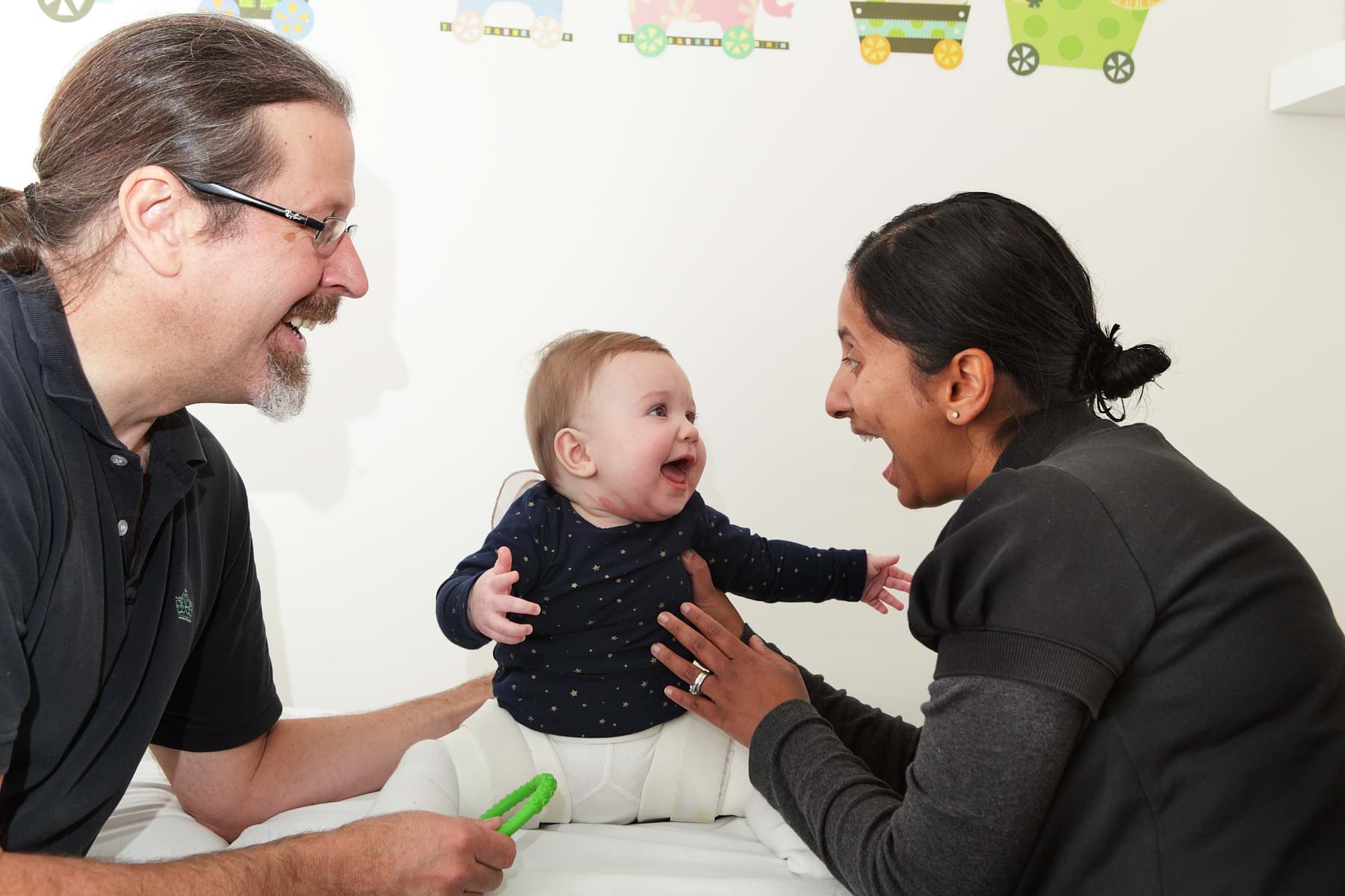 Bracing Options for Hip Dysplasia @ Orthokids